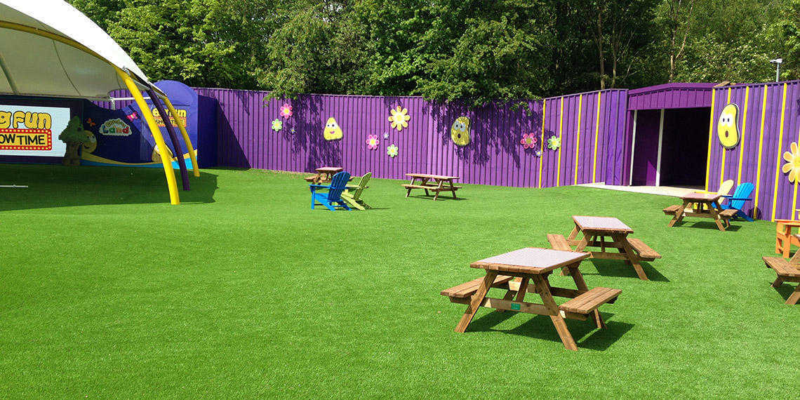 Artificial Grass Manufacturer and Installer in the UK | Namgrass